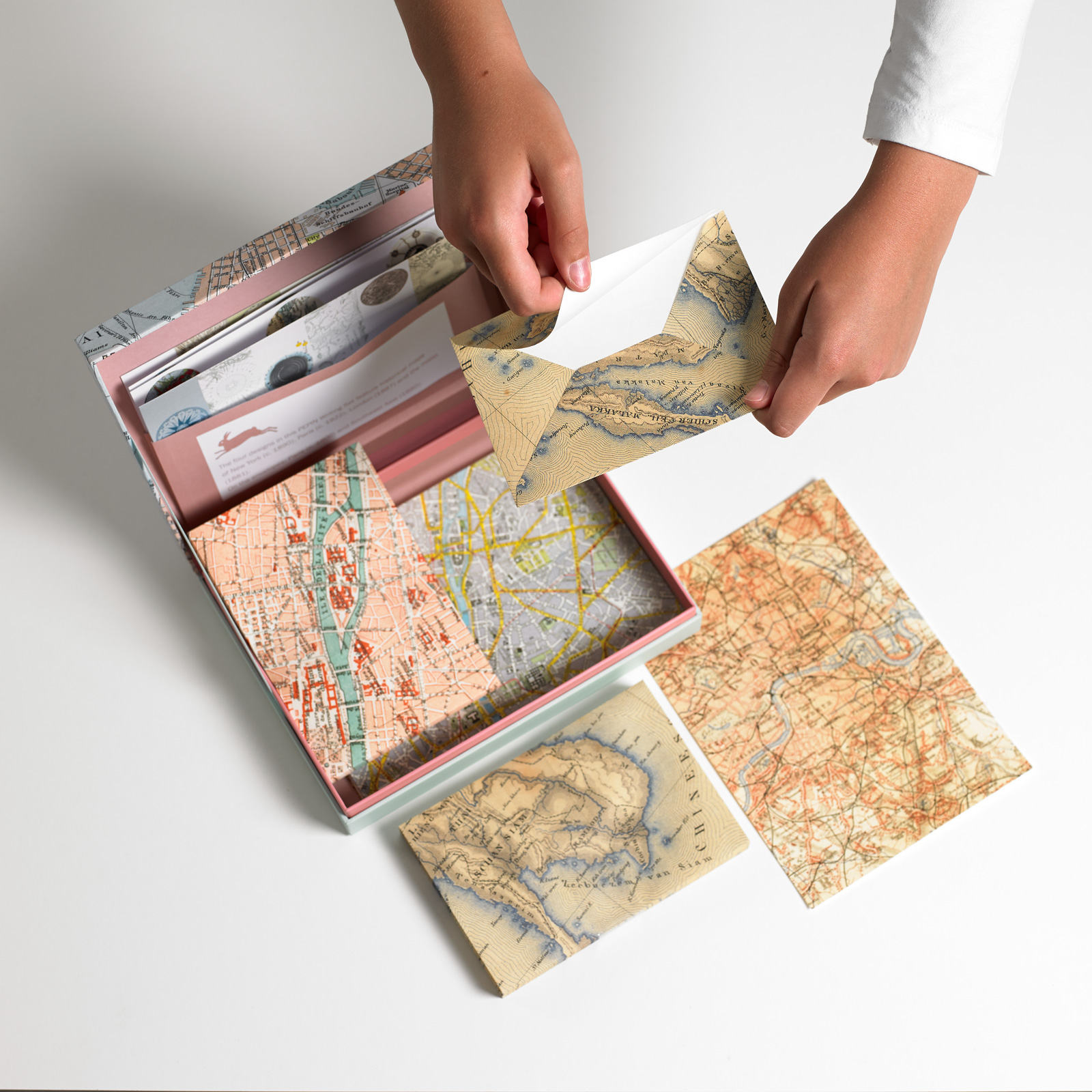 Maps Letter Writing Set Paperme se